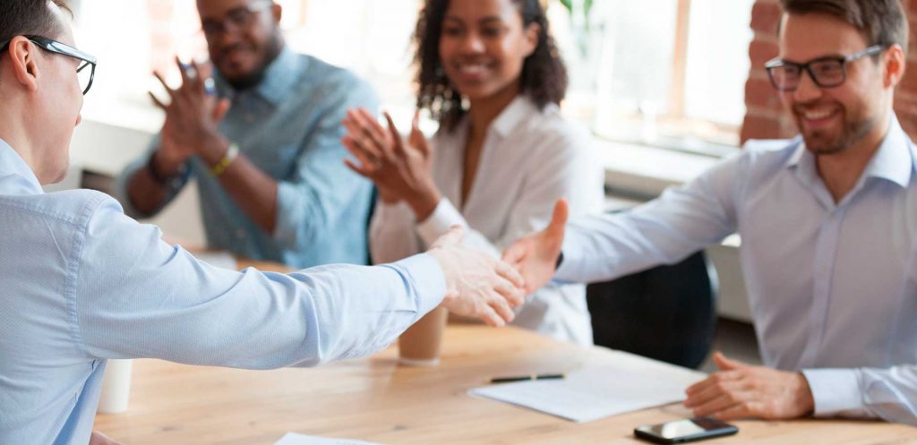 Debate de consenso versus conflicto – Utel X